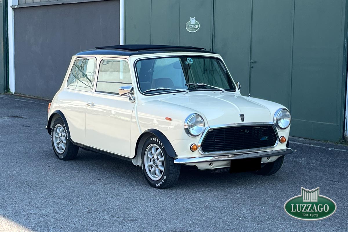 Historische und klassische Oldtimer aus Austin zum Verkauf auf dem Luzzago 1975 srl